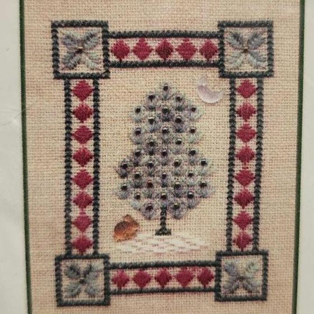 Christmas Eve an Embroidery Pattern From Elizabeth's Designs ©2000 - Etsy