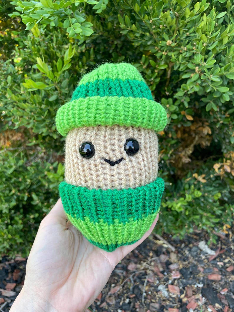 Adopt a Potato Kit PATTERN and MARKET SETUP - 22 Peg Circular Knit ...