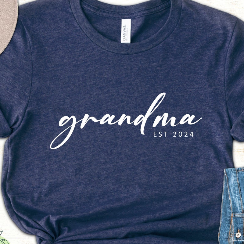 Grandma to Be Shirt - Etsy