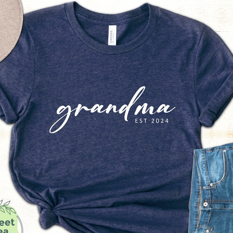 Grandma to Be Shirt - Etsy