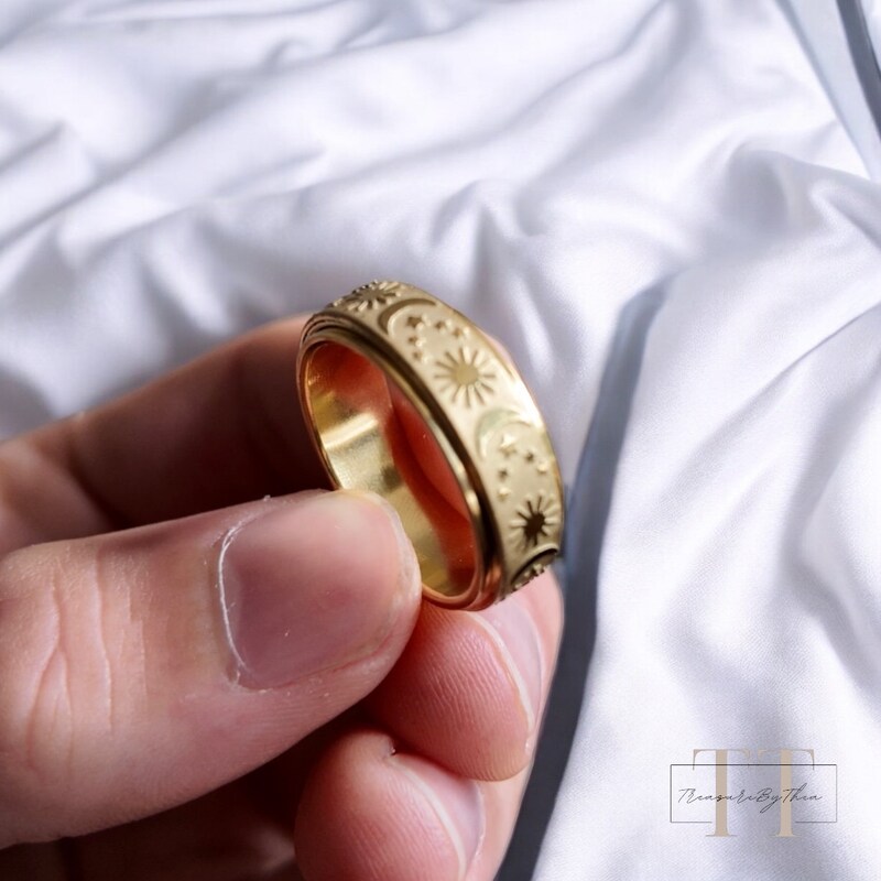 Gold Spinner Ring - Etsy