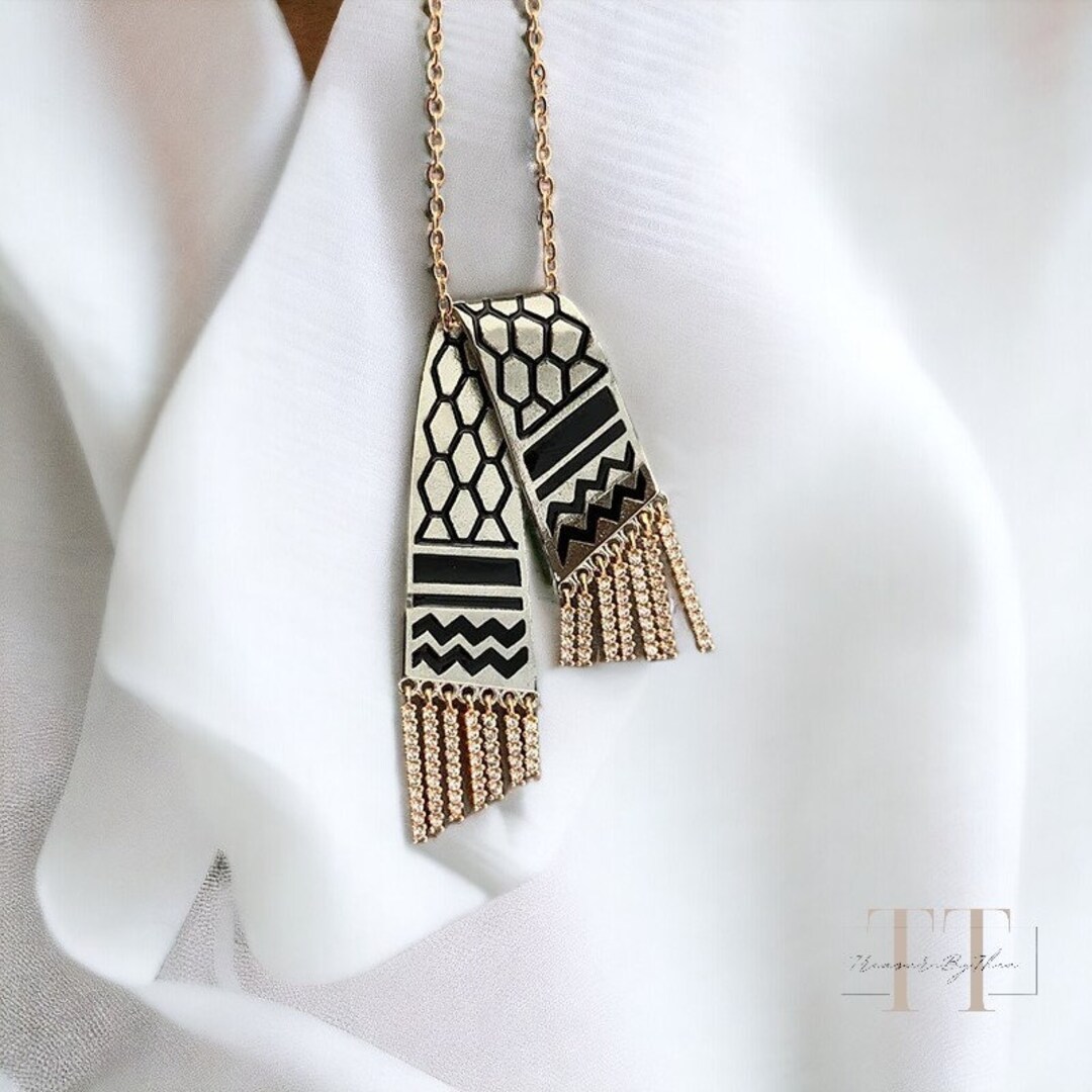 Palestine Kufiya Necklace, Silver Palestinian Keffiyeh Necklace ...
