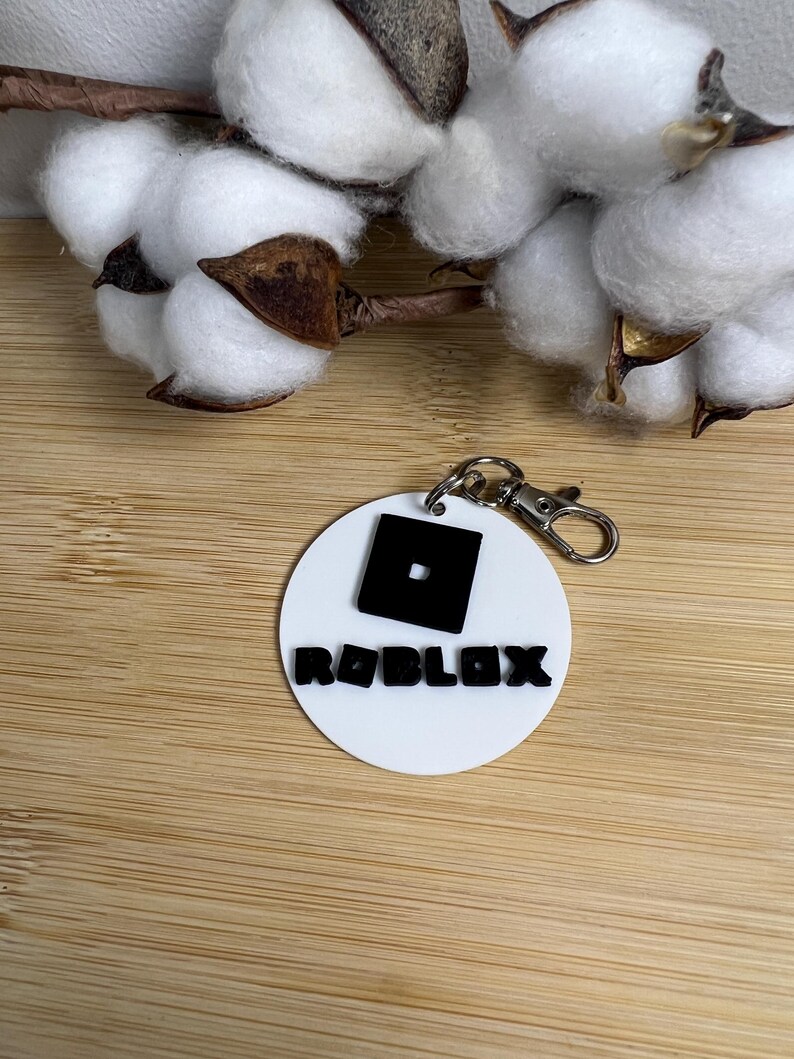 Keychain Roblox Round, 3D Printed, Collectable Item, Roblox Game ...