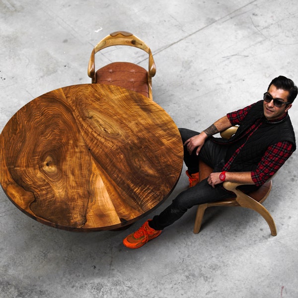 Live Edge Round Dining Table - Etsy