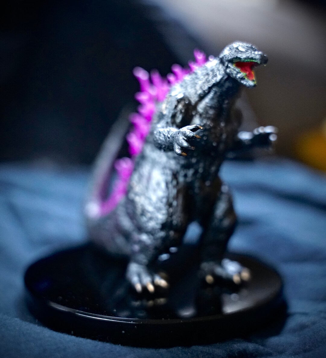 Godzilla 2000 Desk Buddy - Etsy