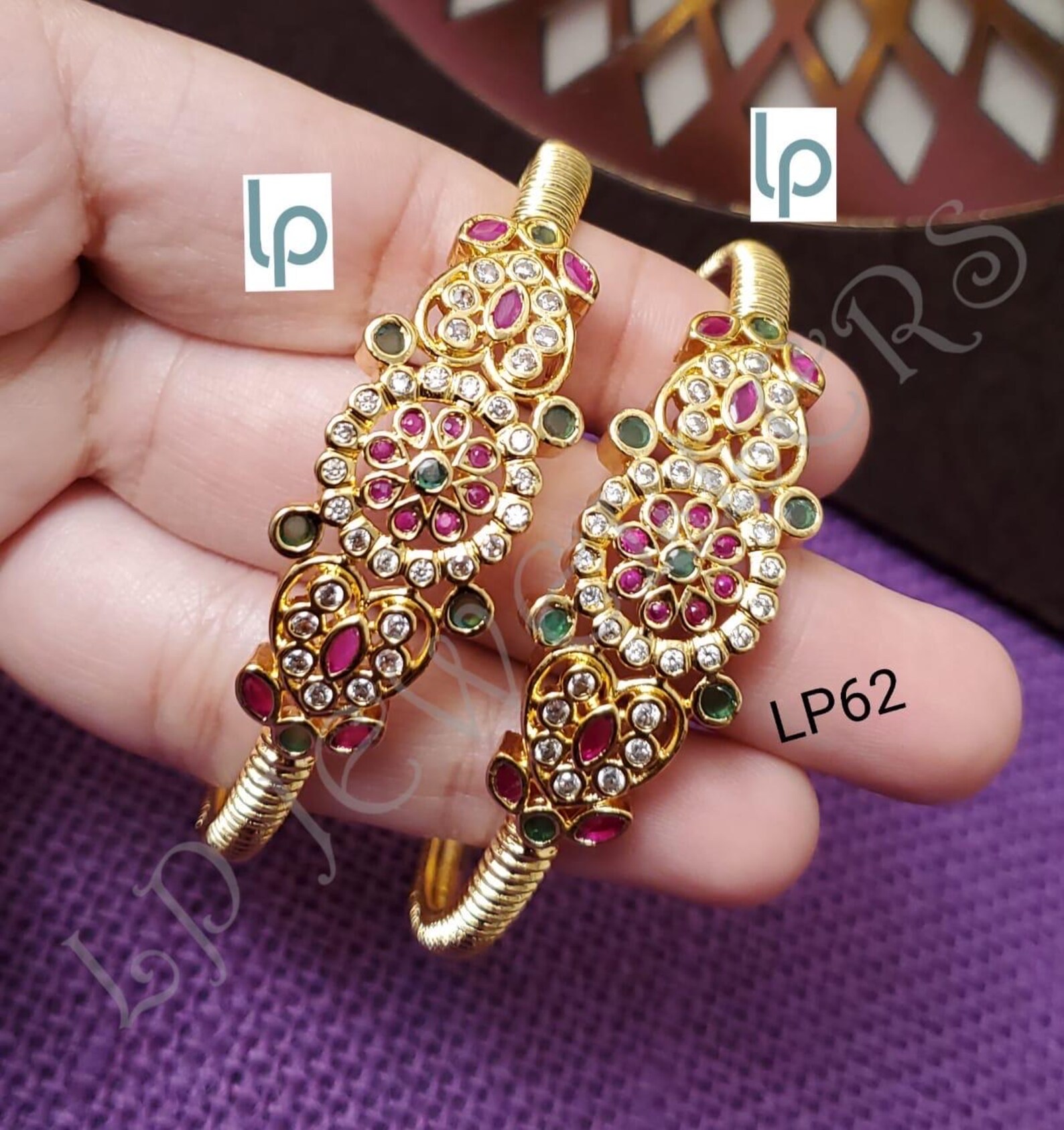 Uncut Stone Bangle/ Wedding Bangle/south Indian Bangle/matt Gold Bangle ...