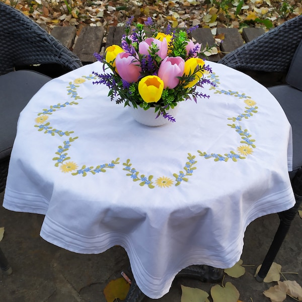 Embroidered Tablecloth - Etsy