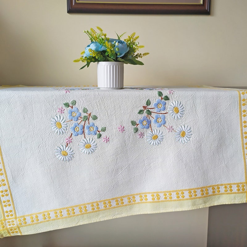 Vintage Tablecloths - Etsy