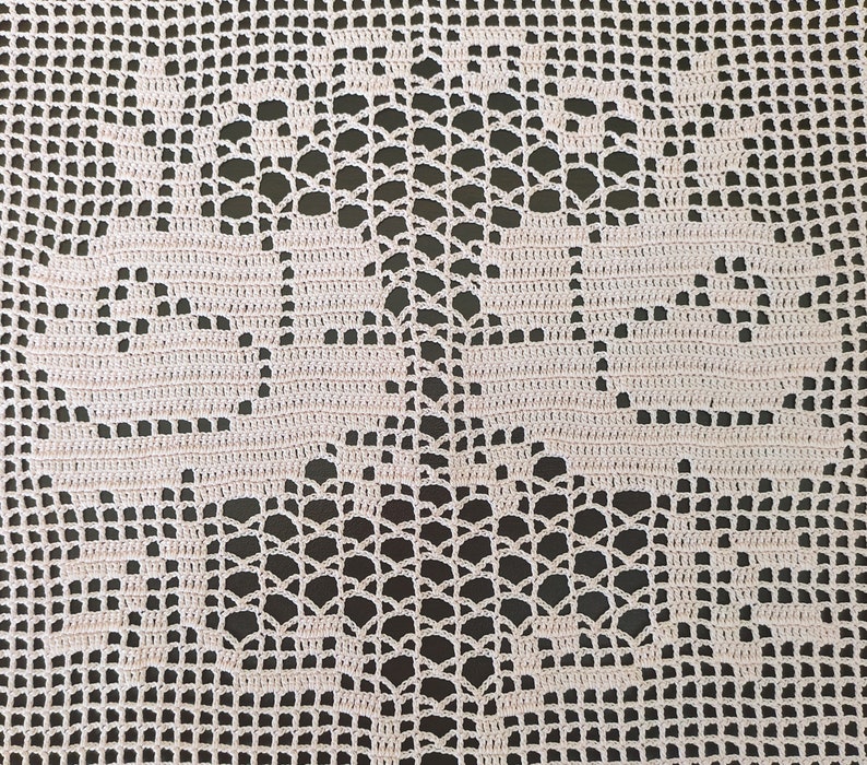 Roses Filet Crochet Doily Filet Crochet Table Runner Crochet Runner ...