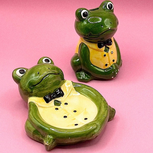 Gentleman Frog - Etsy