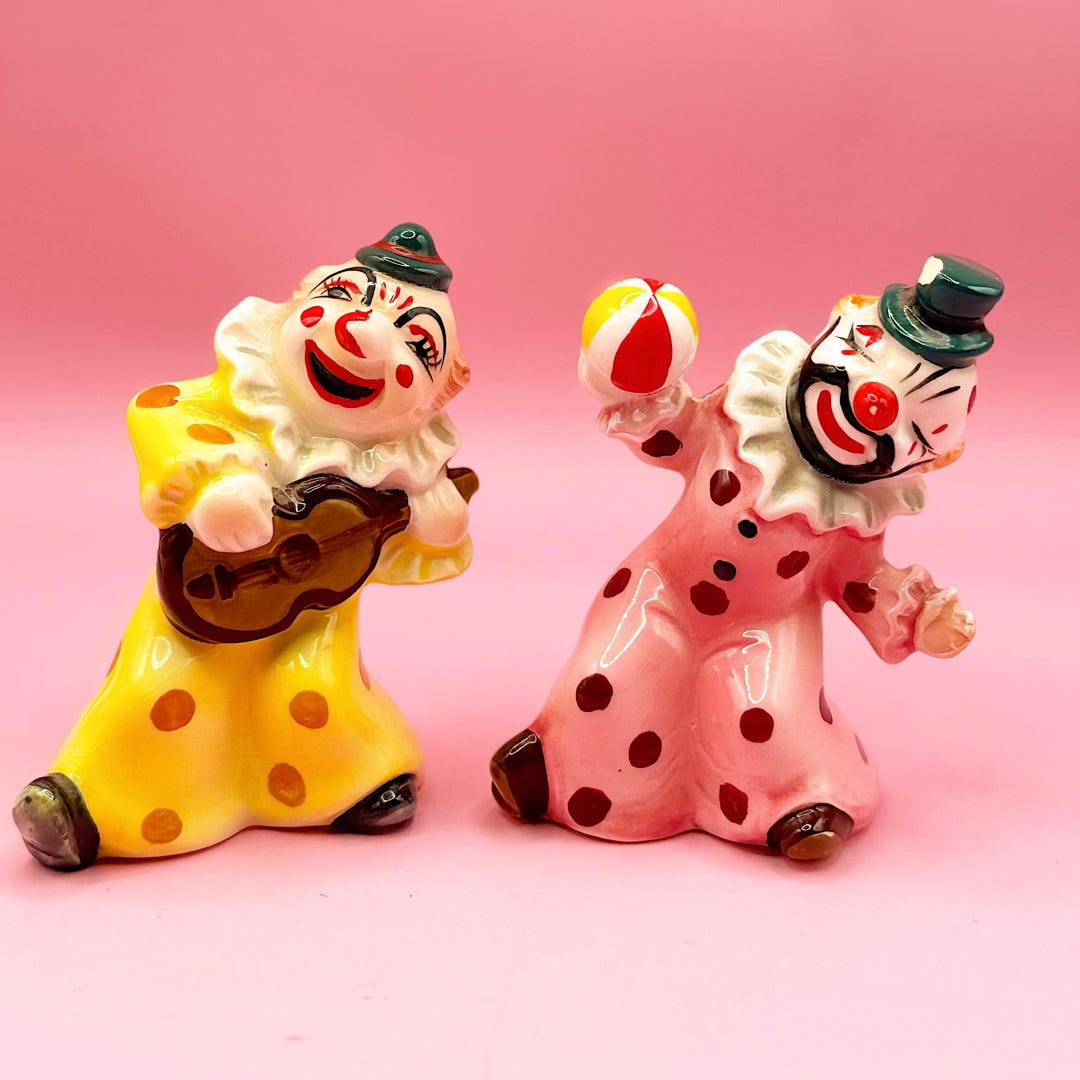 Vintage Circus Clown Salt and Pepper Shakers, PY Dancing Circus Clown ...