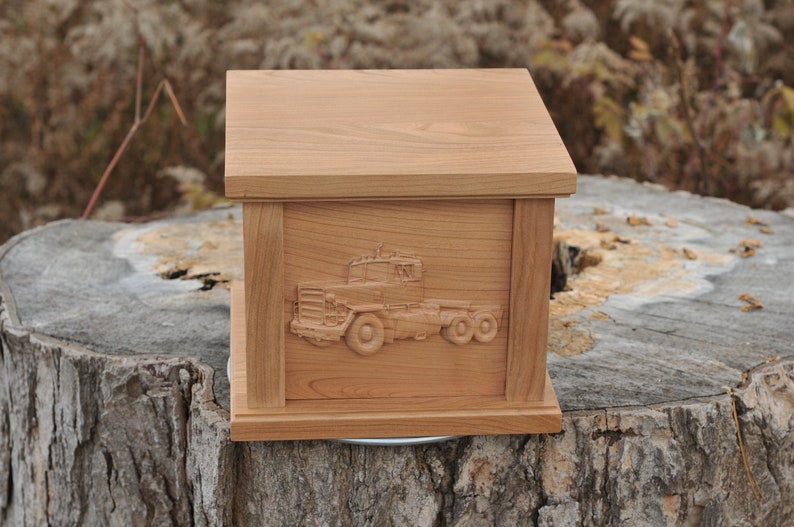 Unique Transport Truck Cremation Urn, Memorial Semi-truck Urn ...