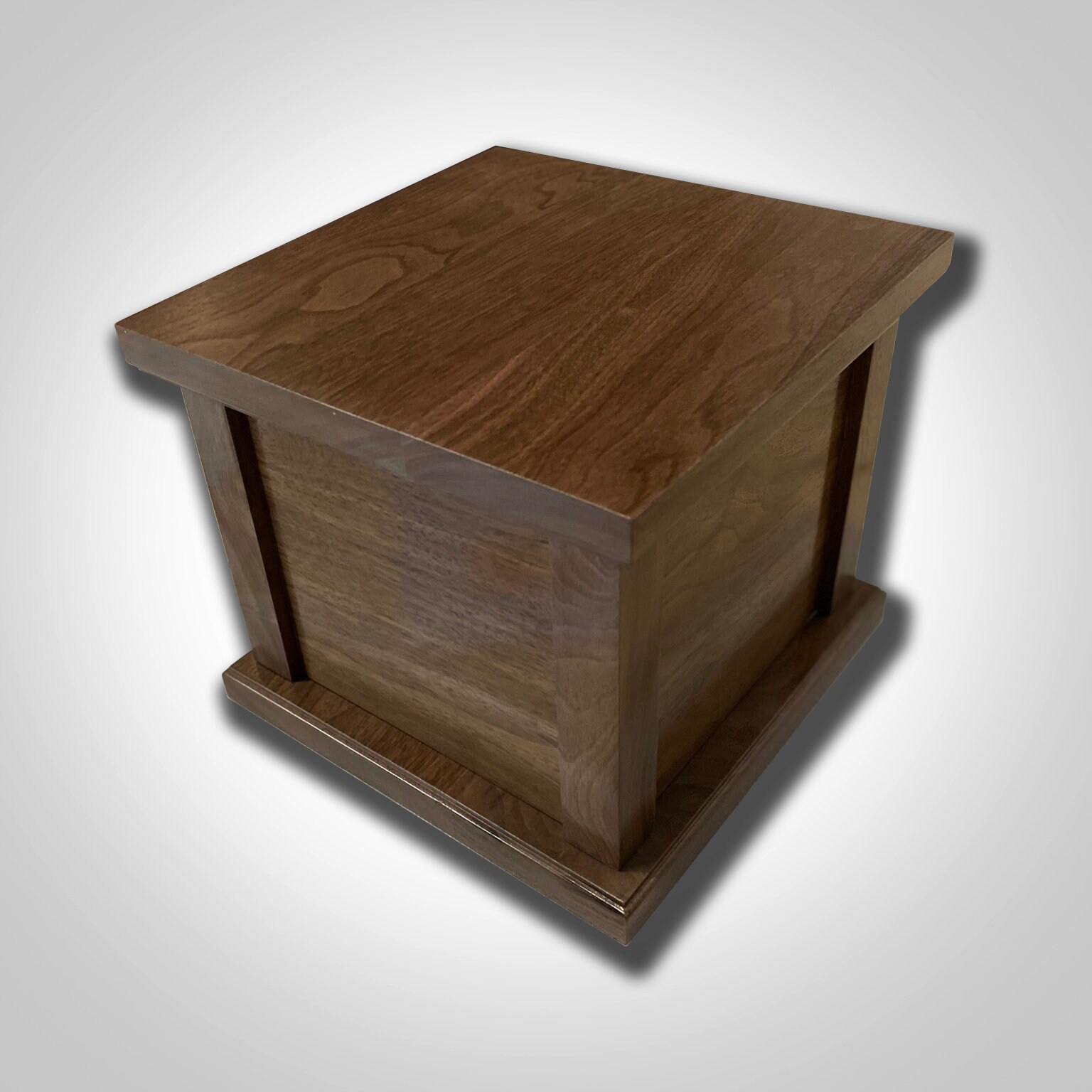 Unique Transport Truck Cremation Urn, Memorial Semi-truck Urn ...