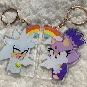 Sonic the Hedgehog-inspired BFF Matching Keychains - Tails Knuckles Amy ...