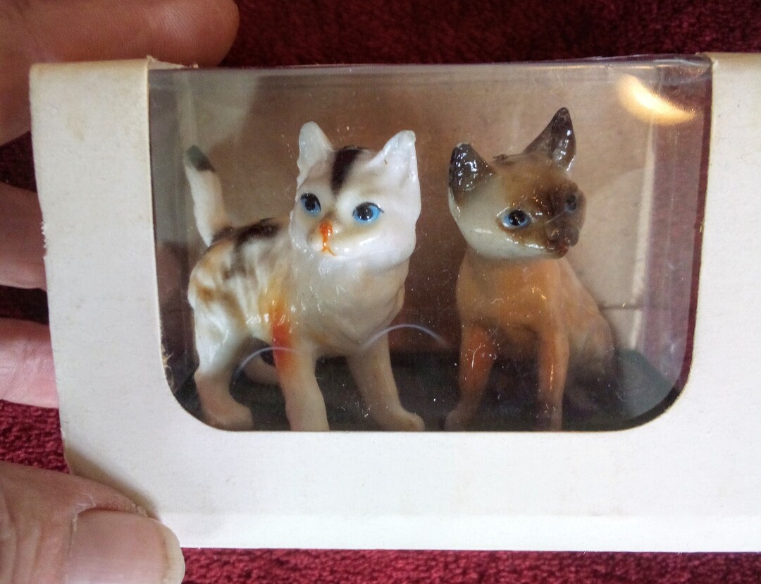 VTG Cat Set Hard Plastic Figures Hong Kong - Etsy