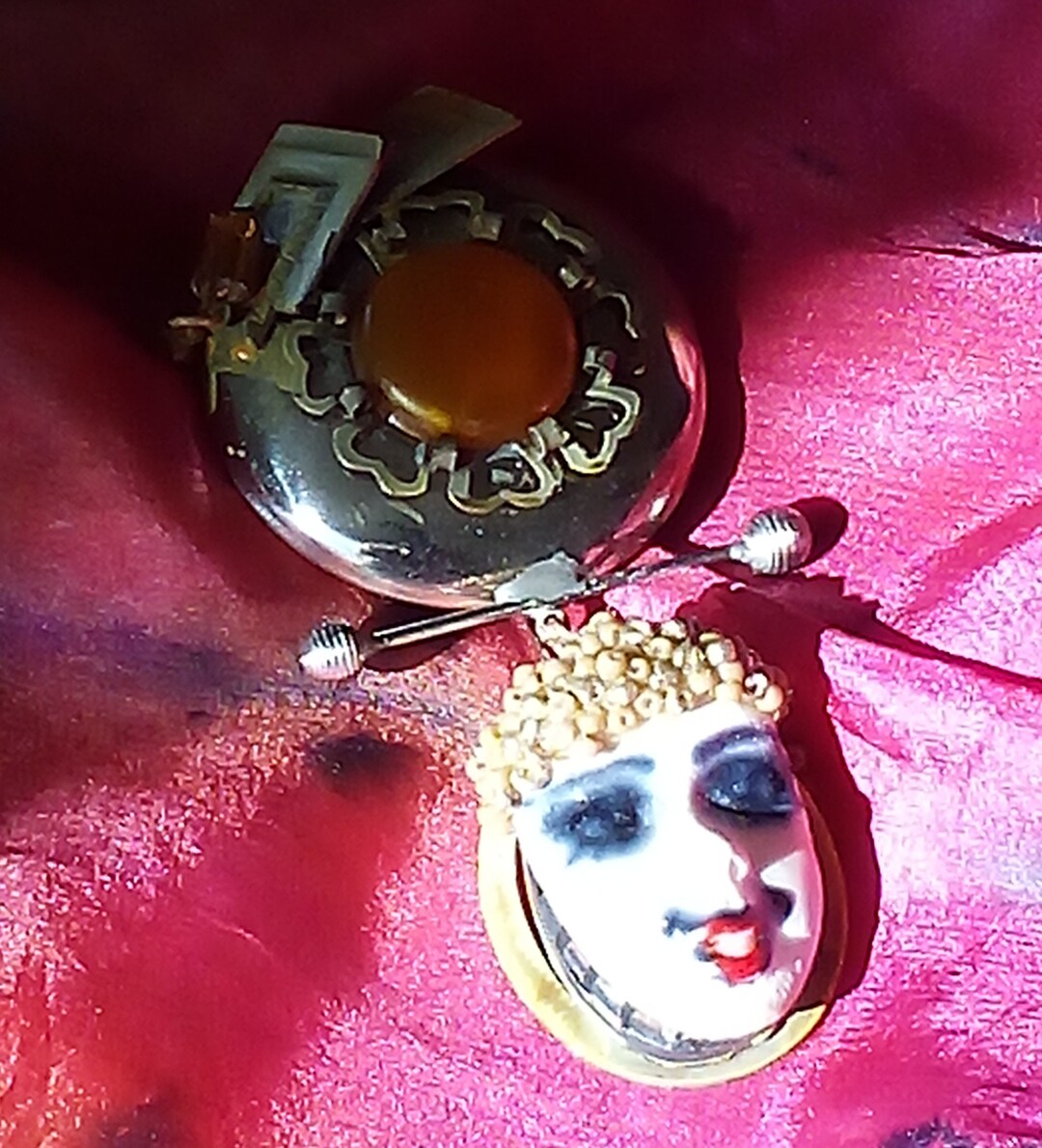 Art-deco Pin Collector Unique Retro Face Brooch Artisan Theatre - Etsy