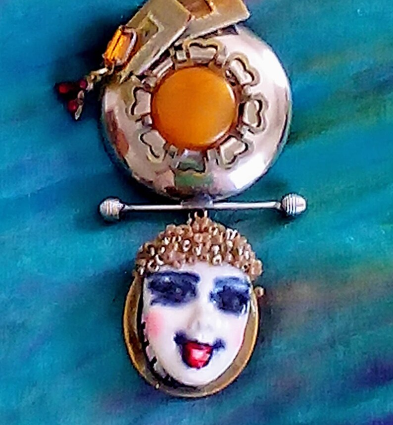 Art-deco Pin Collector Unique Retro Face Brooch - Etsy