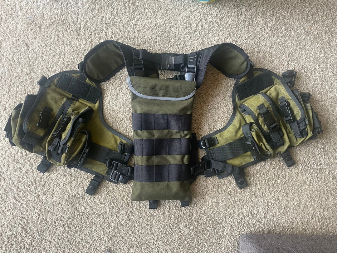 Resident Evil 2 Remake HUNK LBV y bolsa de hidratación, cosplay Réplica ...