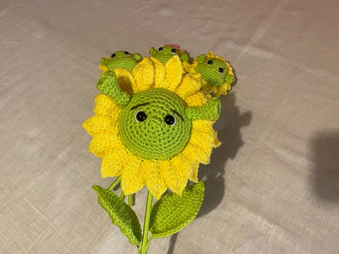 Crochet Shrek and Fiona Sunflower Bouquet Amigurumi - Etsy