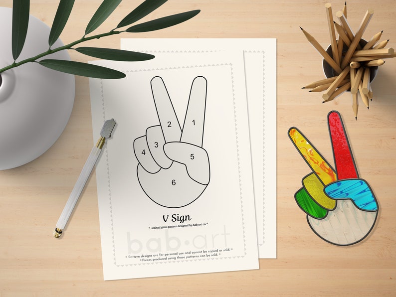 V-sign Stained Glass Pattern, Victory Sign, DIY Stained Glass, Digital ...