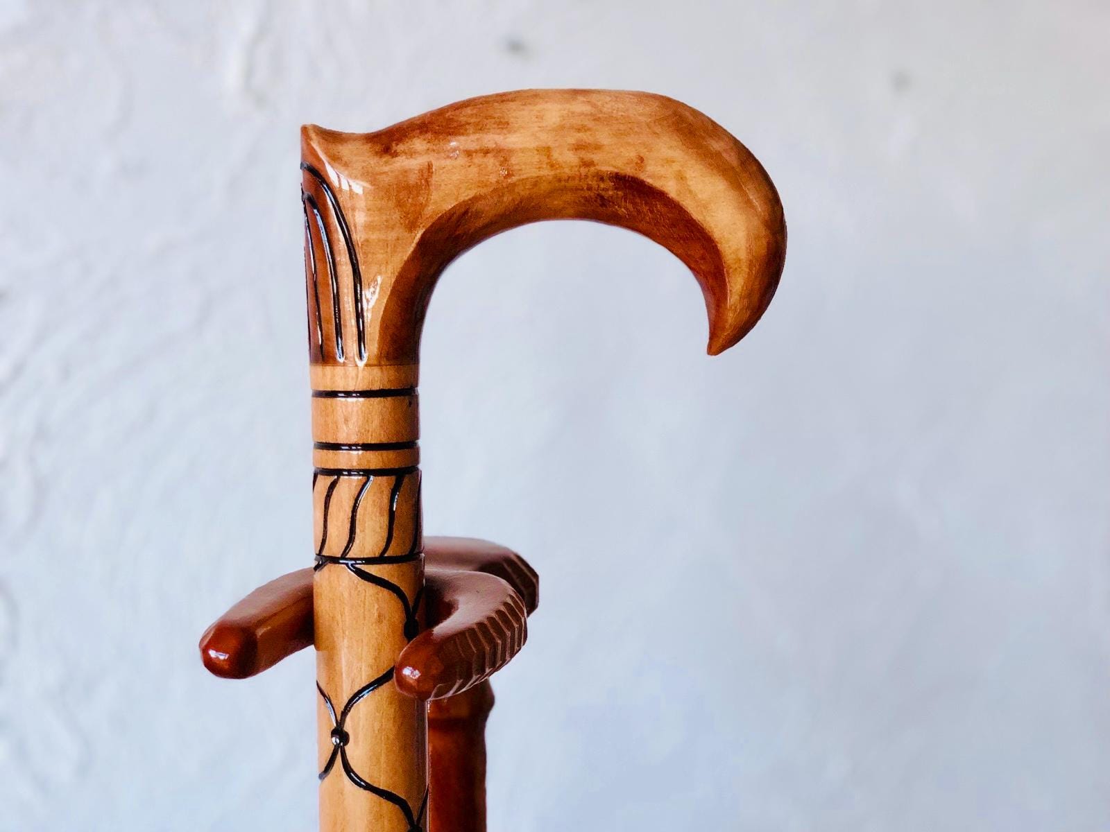 Classic Brown Men’s Walking Cane – Hand Carved Wooden Gentleman Cane ...