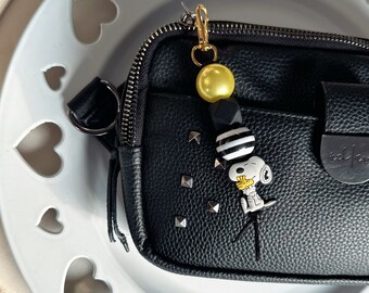 Peanuts Snoopy, Charlie Brown Keychain - Etsy