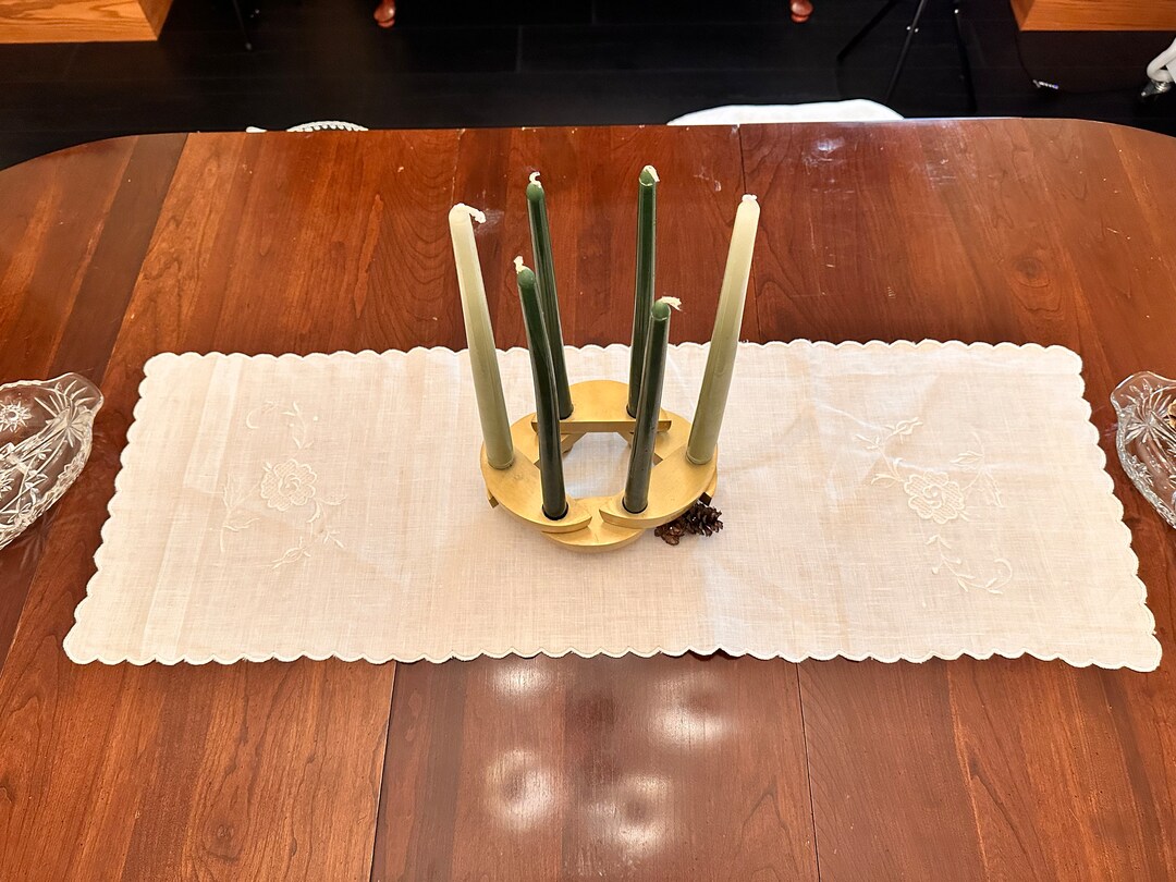 Madeira Style Vintage Embroider Linen Runner/centerpiece - Etsy