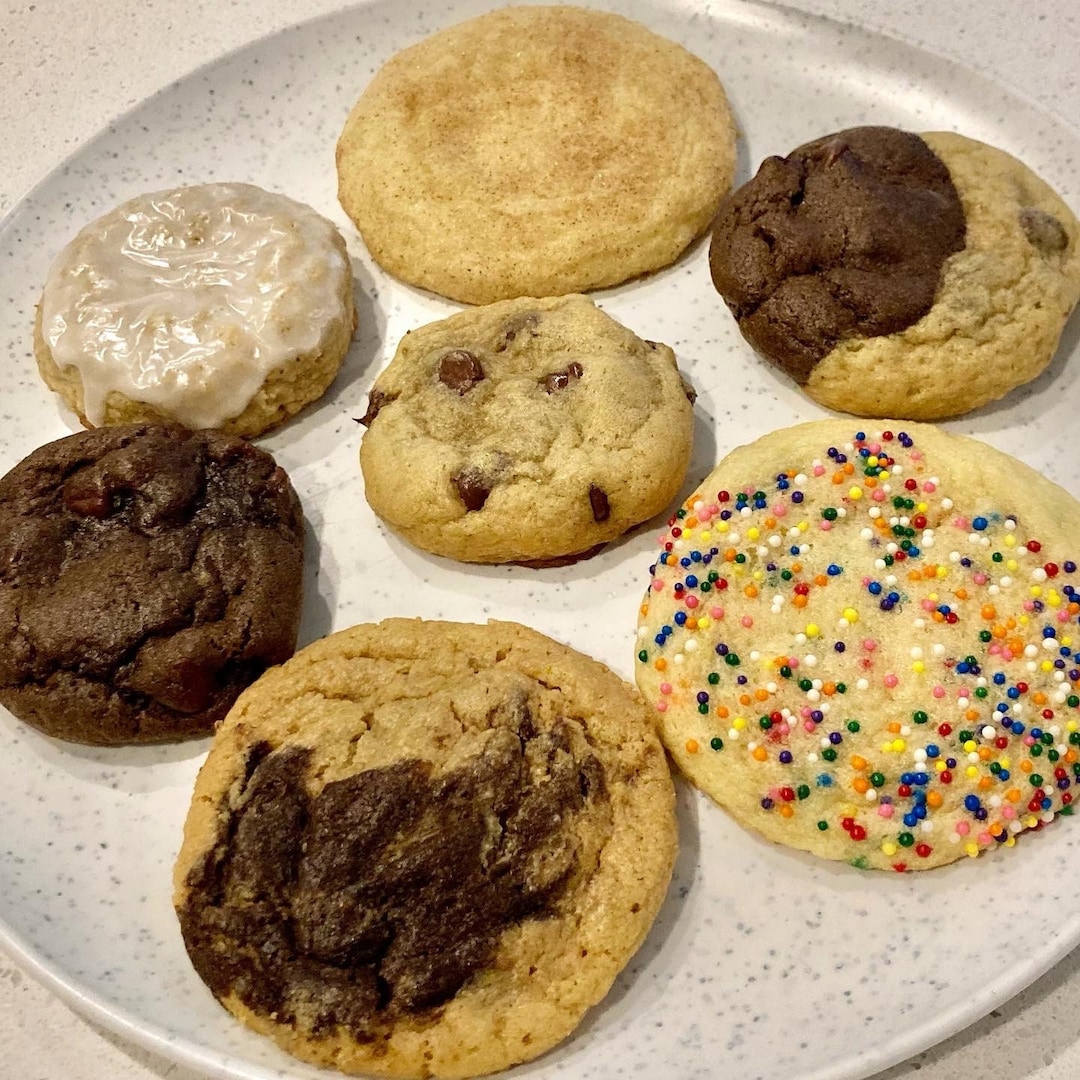 Bakery Sampler Box of Cookies - Etsy