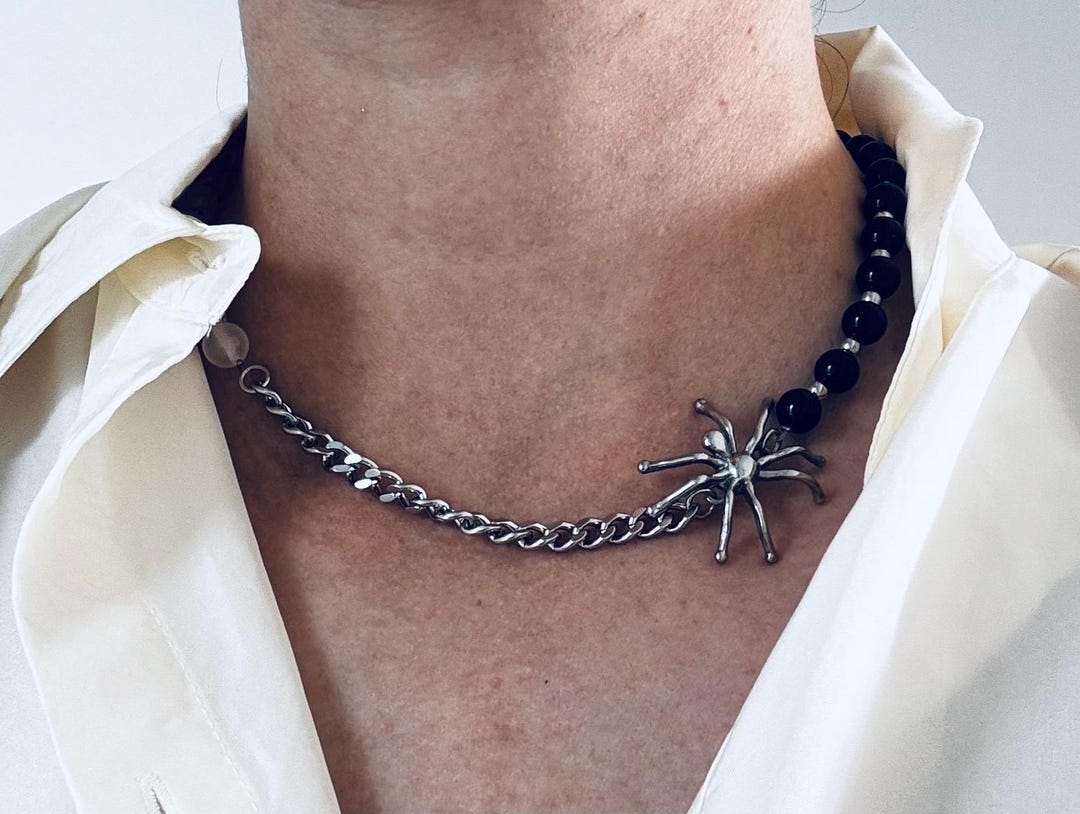Spider Necklace Stainless Steel | Black White Glass Bead Chain | Curb ...