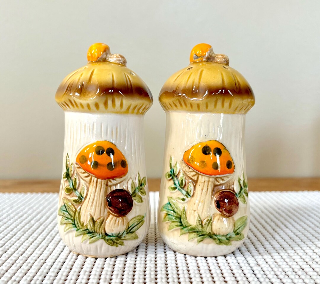 Sears Roebuck & Co. Vintage 1978 Merry Mushroom Salt and Pepper Shaker ...