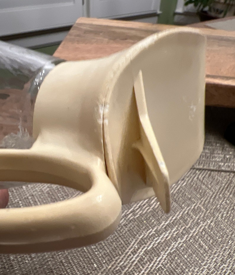 Pancake Syrup Dispenser Restaurant Style Pitcher With Clear Ribbed ...