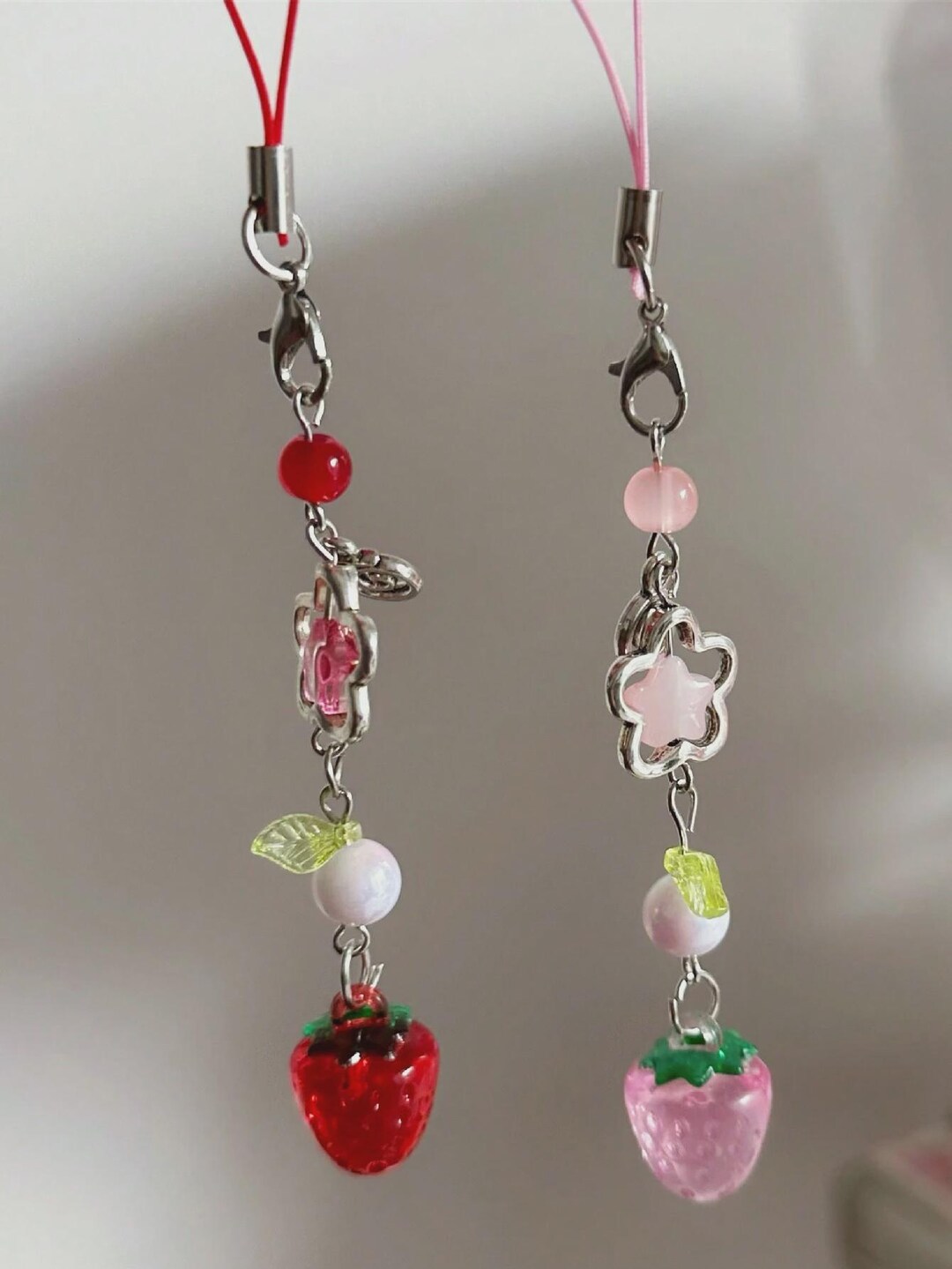 Y2K Keychains Cute Star Strawberry Keychains Charms for Women Bag Purse ...
