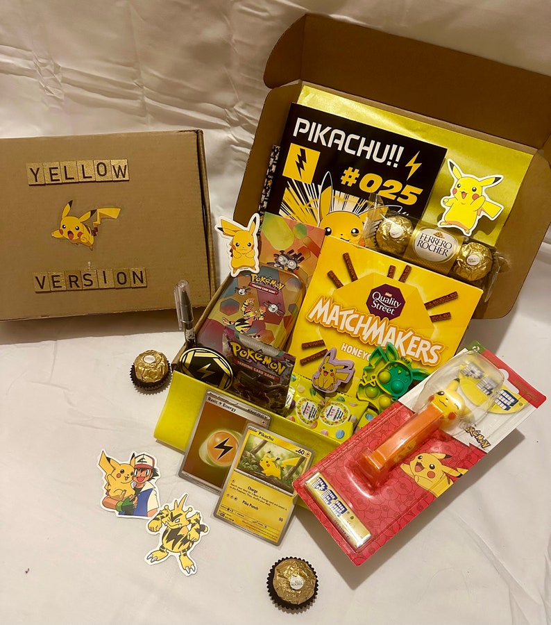 Pokémon Yellow Version Box, Includes Pokémon TCG Booster Pack Pokémon ...