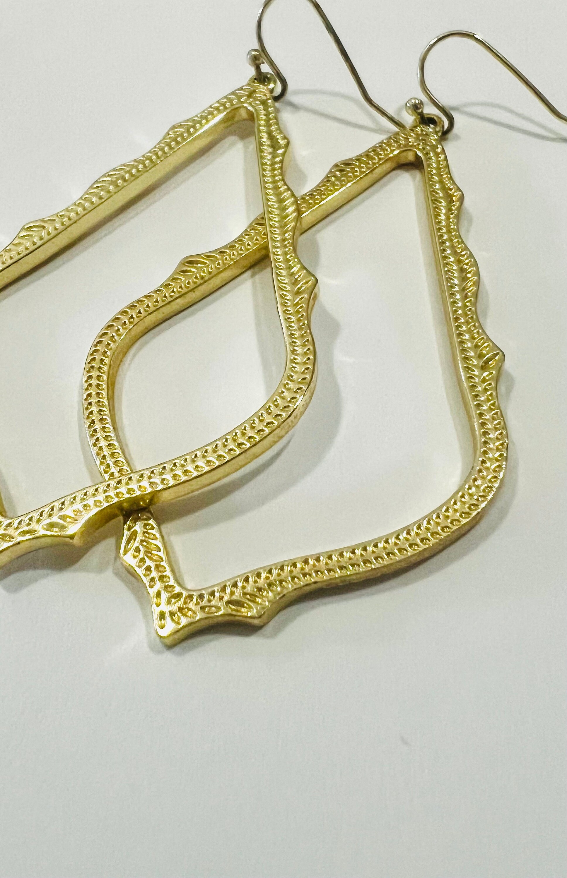 Kendra Scott Signature Sophee Drop Large Yellow Gold Plated Earrings 2.5h X 1.5w Etsy