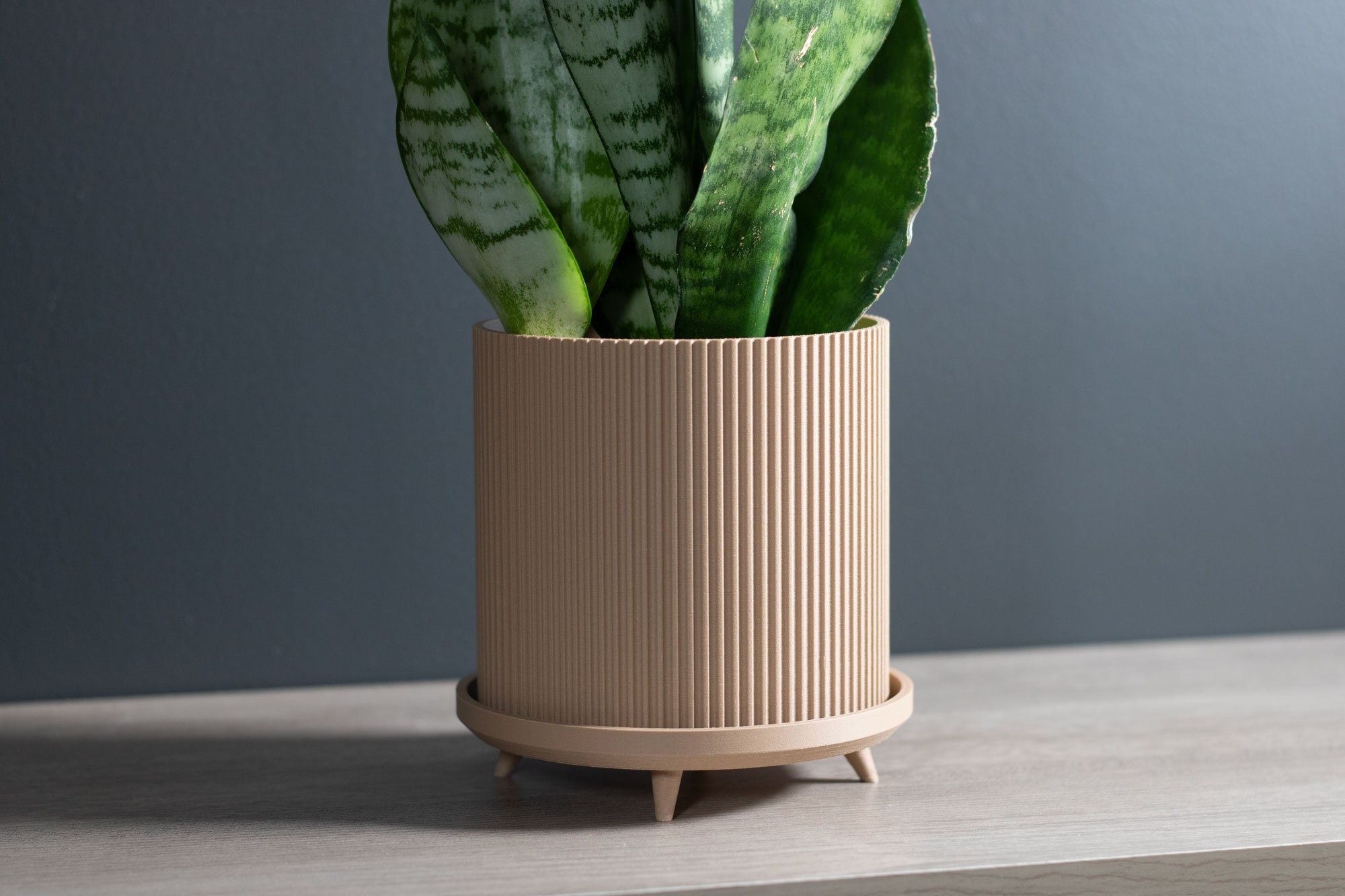 Planter With Legs - the Lloyd | Plant Pot | Flower Pot - Etsy