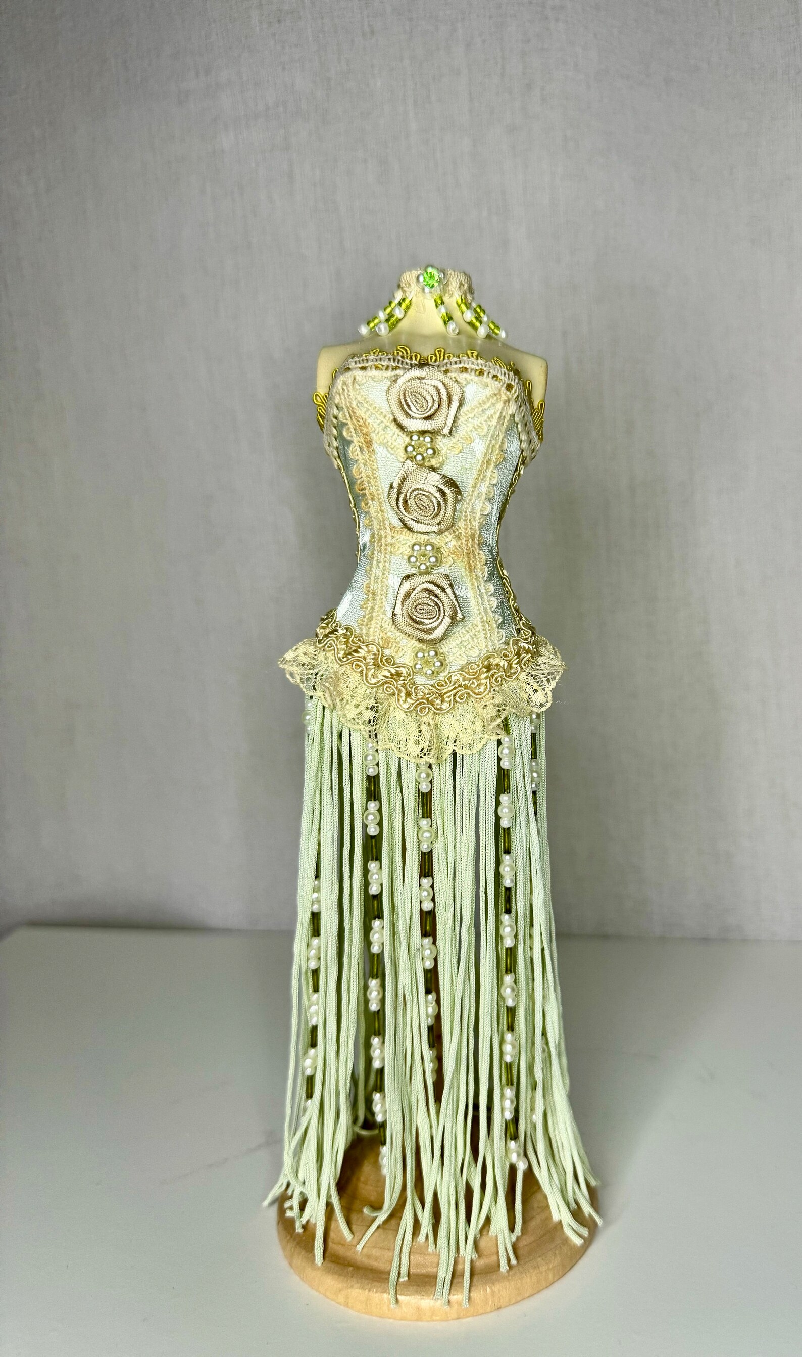 Mannequin on Base Dressed in Old Style, Vintage Mannequin, Home Decor ...