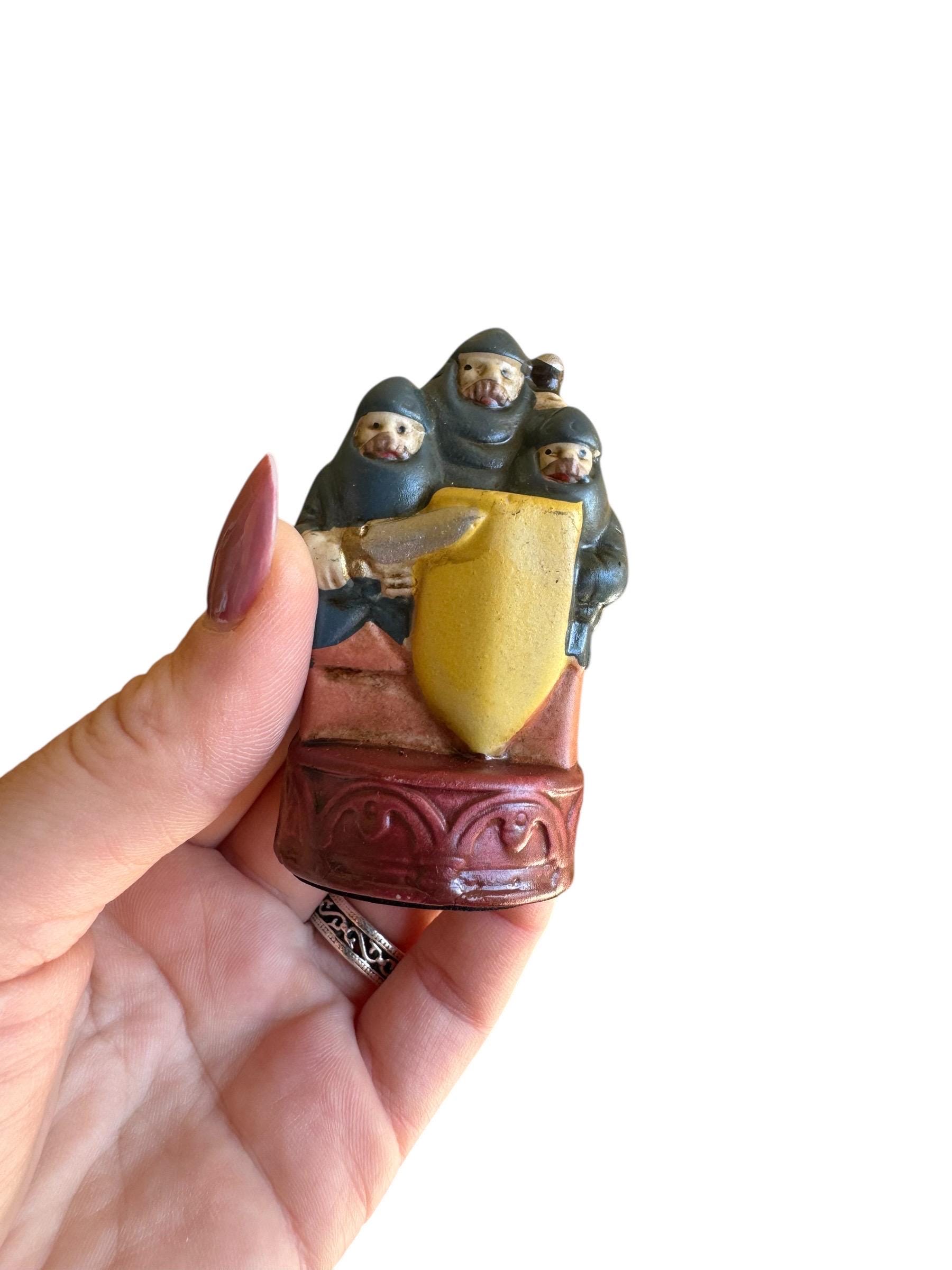 Hand-painted Medieval Porcelain Chess Set, Illustrated Board & Spanish ...