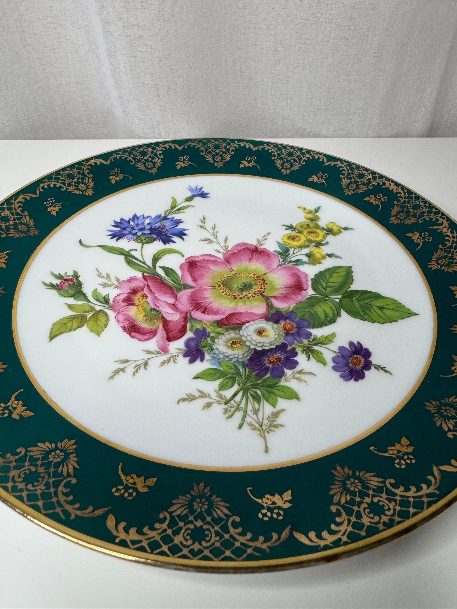Royal China Porcelain Plate, Gold Trim, Floral Green Gold Decorative ... Royal China Porcelain Plate, Gold Trim, Floral Green Gold Decorative ...