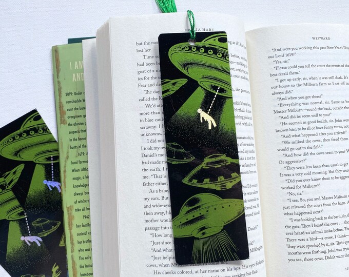 3D Printed UFO Bookmark - Space-themed Marker for Sci-fi Books, Ideal ...