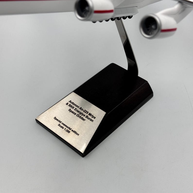 Antonov An-225 "mriya" & Shuttle Buran – USSR-82060 – Limited Edition ...