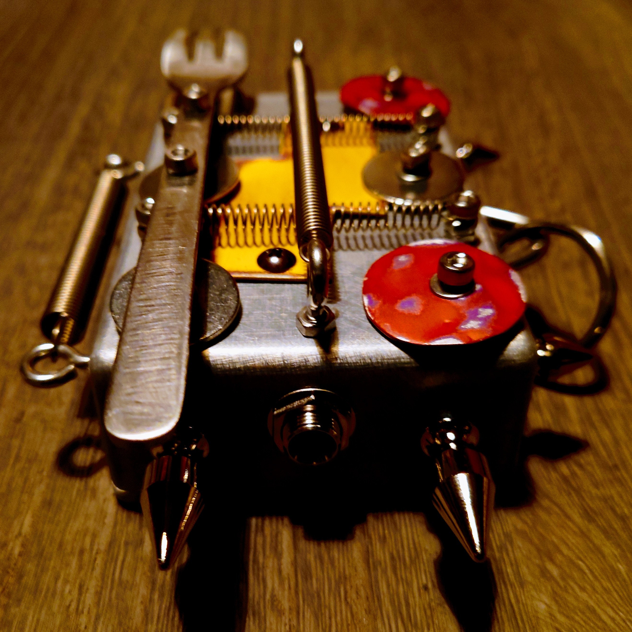 Noise box/percussion/noise instrument/metal junk-BANEBAKO togeFK.Rd.Ye ...