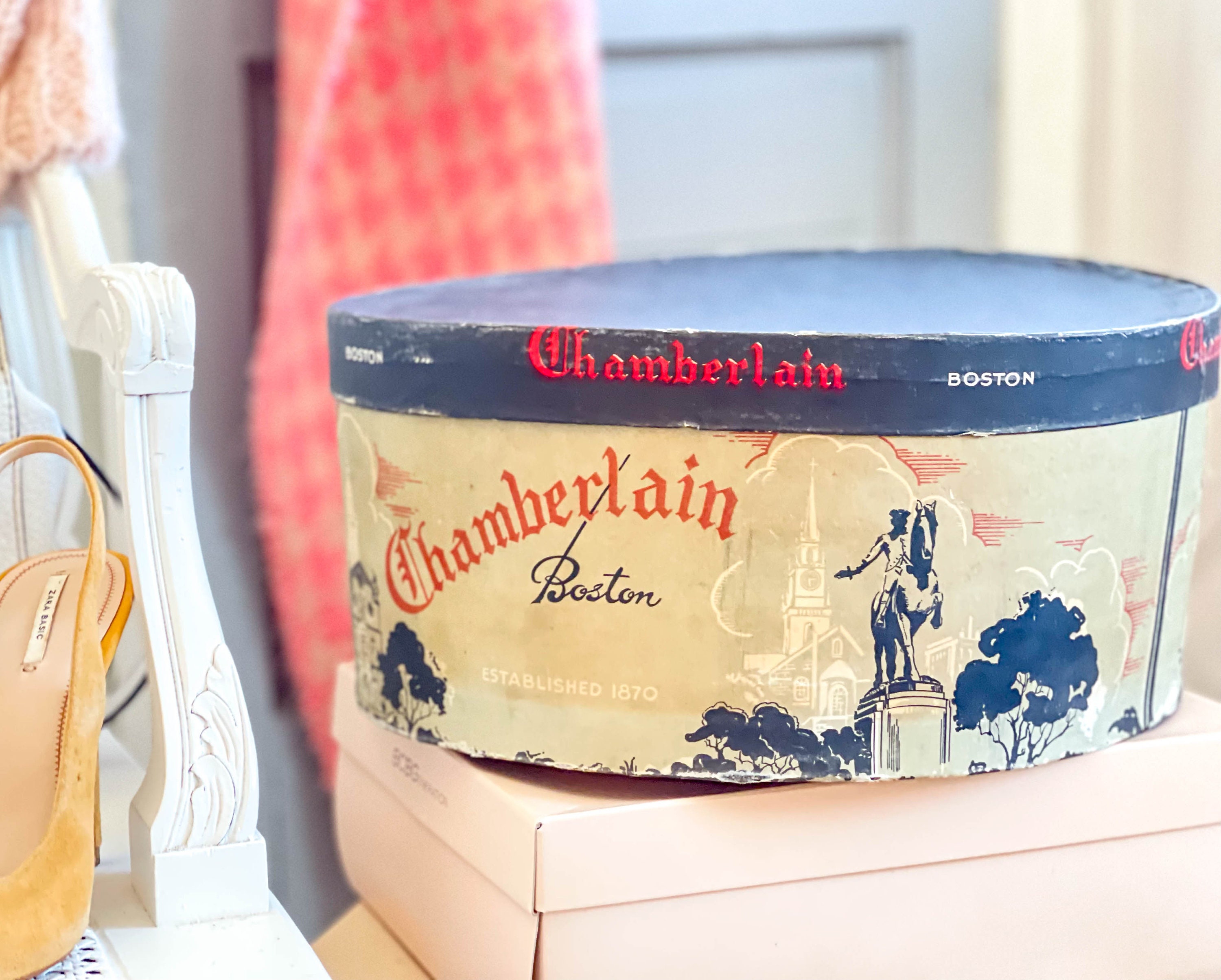 Vintage Hat Box by Chamberlain Co. of Boston Antique Hat Box Round Hat ...