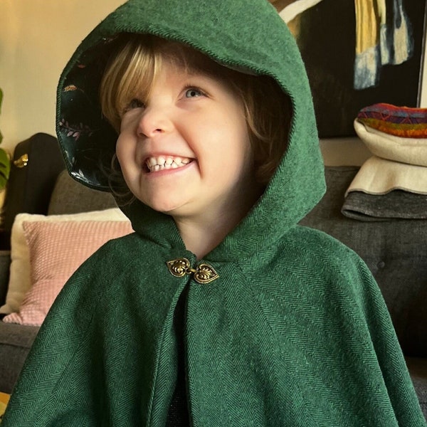 Green Cape - Etsy