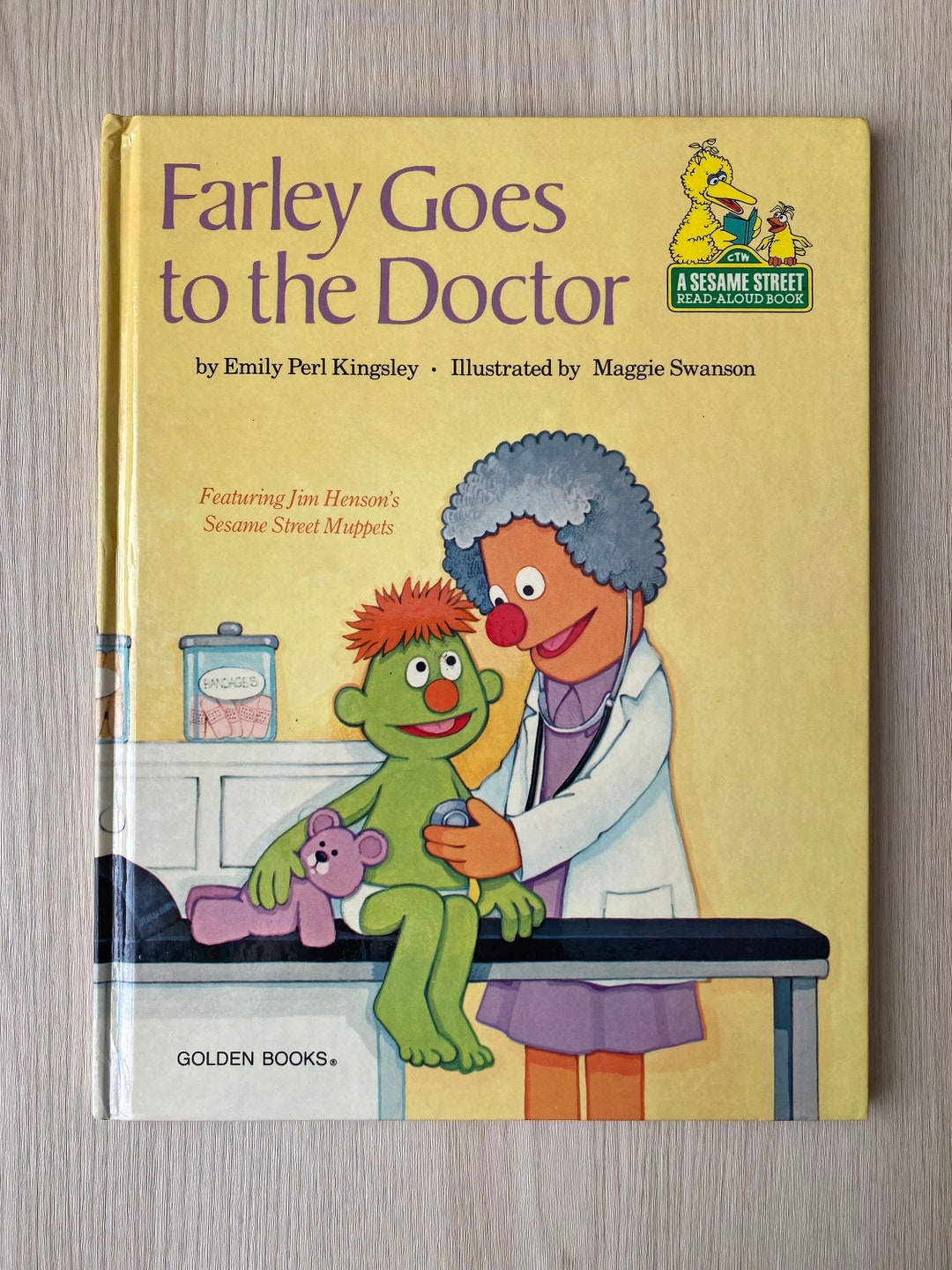 1980 Vintage Sesame Street Book Farley Goes to the Doctor by Emily Perl ...