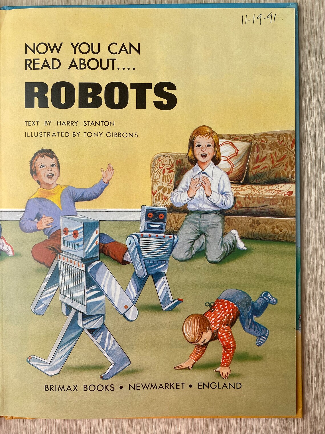 Vintage 1985 Robot Book: Colorful Illustrations by Tony Gibbons - Etsy