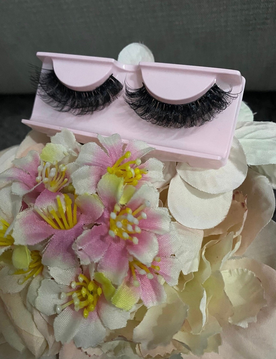 Handmade Customised Strip Lashes Mega Volume Wispy - Etsy