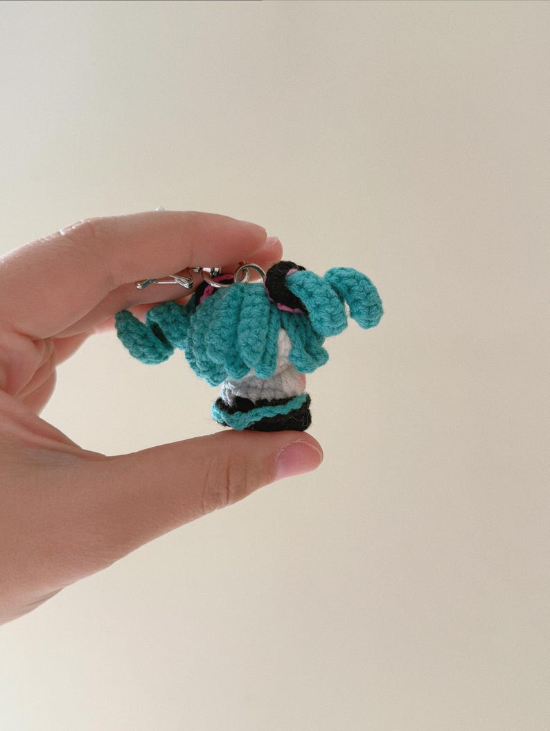 Handmade Crochet Keychain (2.6) - Hatsune Miku Cartoon Design Unique ...
