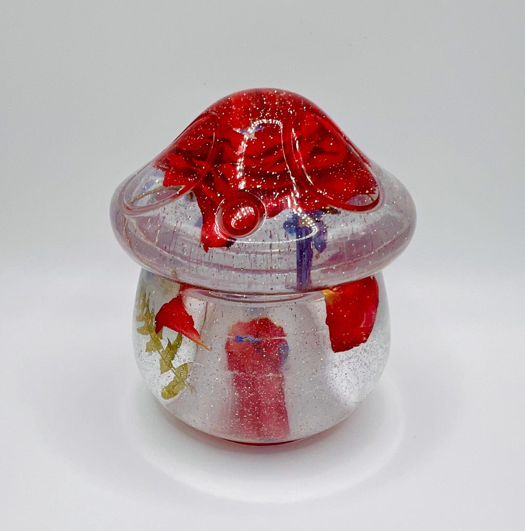 Resin Mushroom Trinket Jar – Rose Petals, Guitar String Heart - Etsy