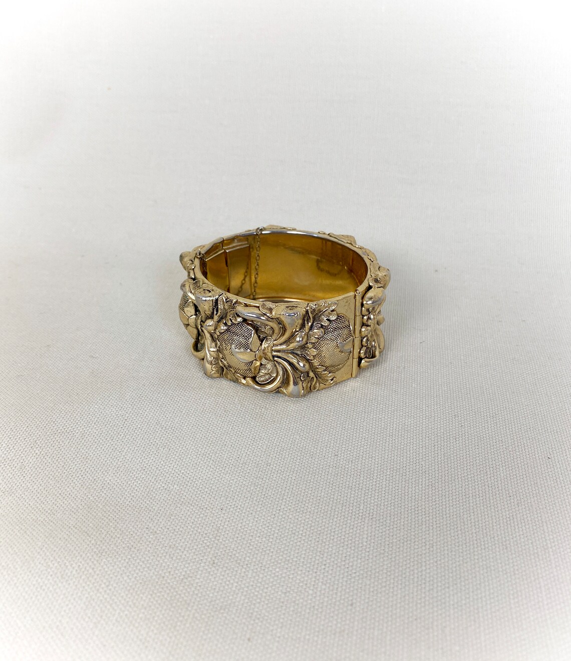 Vintage 1940s Repoussé Gold Hinged Statement Bracelet - Etsy
