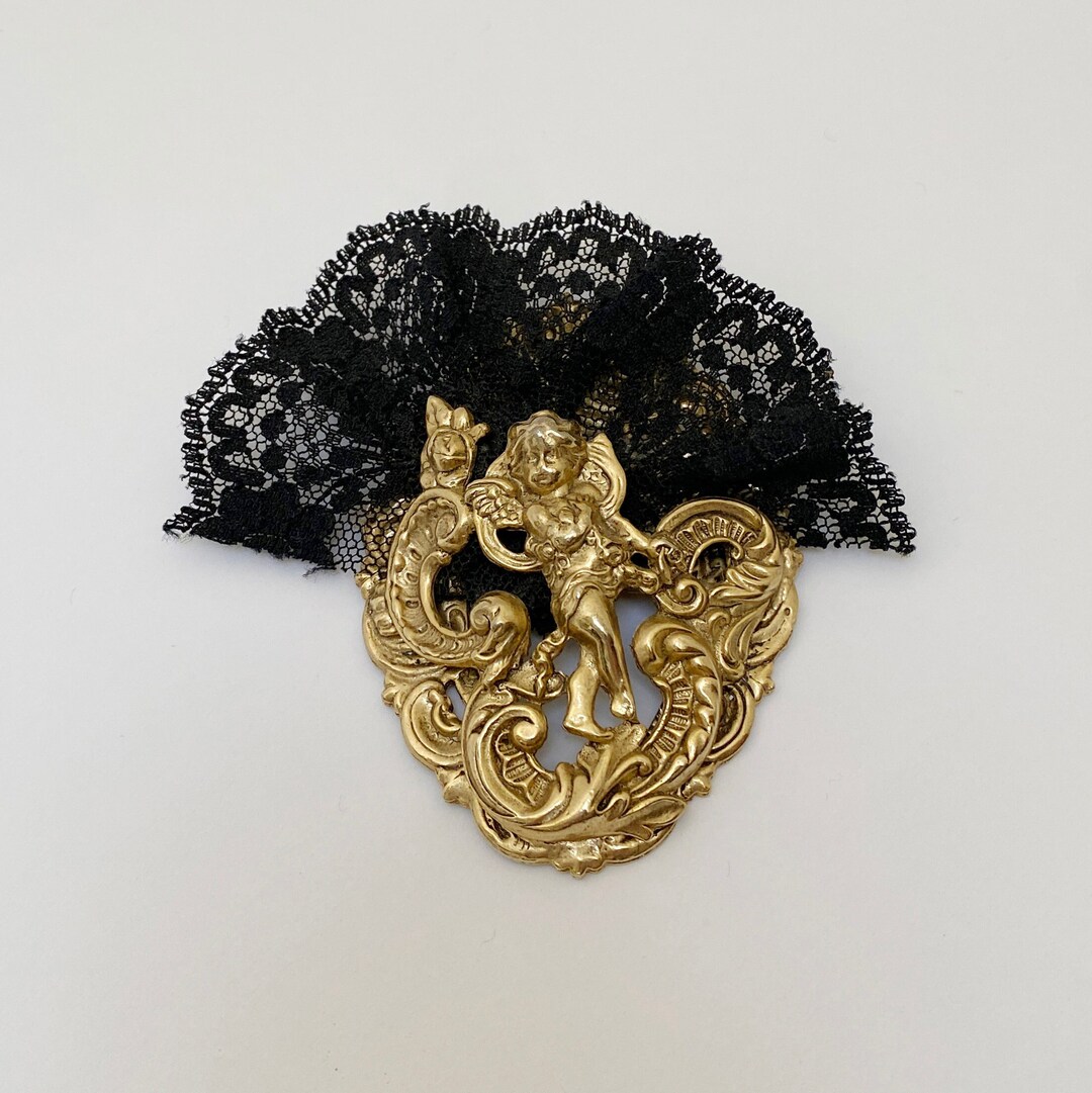 Vintage 1980s Does Victorian Repousse Cherub POCKET Brooch - Etsy